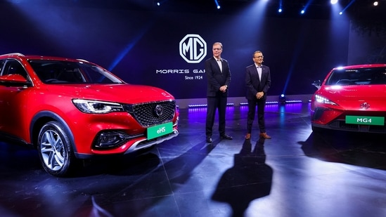 Budget 2023: Imported cars, including EVs, become costlier | Hindustan ...