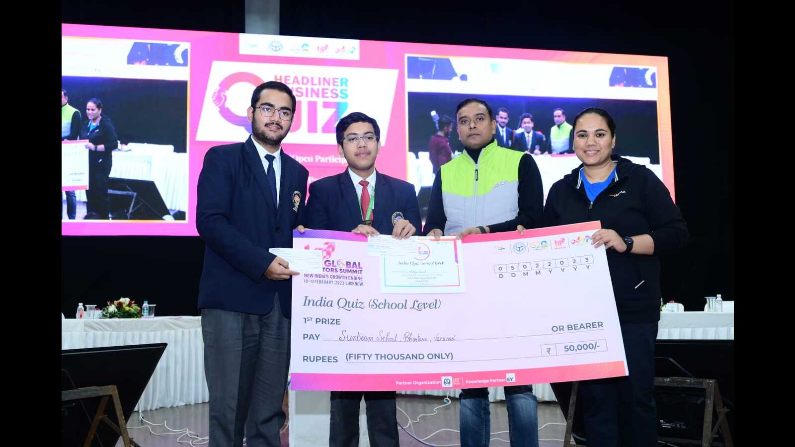 Varanasi students win school-level GIS quiz - Hindustan Times