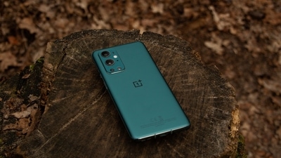 Amazon Blockbuster Value Days: Find premium OnePlus phones under ...