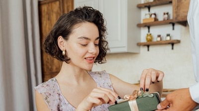 Friendship Day date 2023: Surprise your pal with thoughtful gift ...