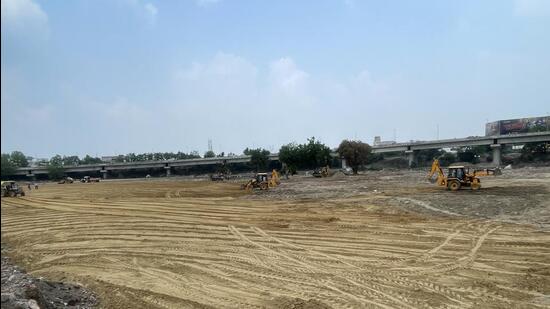 Lucknow: Debris cleared, Akbar Nagar ready for tryst with 10,000 plants ...