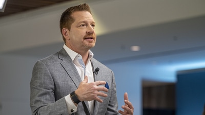 CrowdStrike CEO panics, begins to choke when asked how single update ...