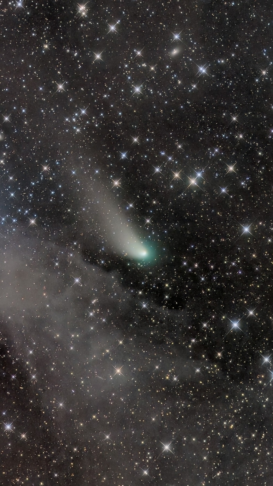 NASA's 10 stunning comet vistas: Visual marvels that will take your ...