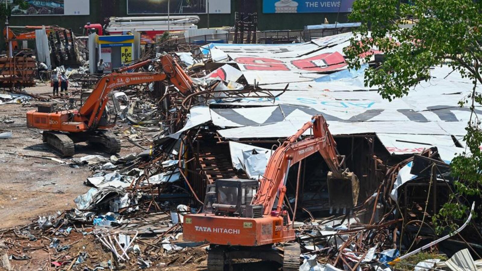 State sets terms of reference for Ghatkopar hoarding collapse probe ...