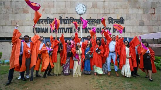 Over 2,000 get degrees at 55th IIT Delhi convocation | Latest News Delhi