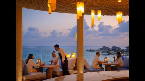 Rude Food by Vir Sanghvi: Drawing a line in the sand | Hindustan Times