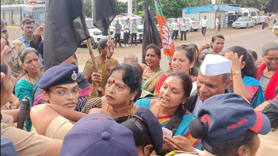 Ajit Pawar shown black flags at Pune event; NCP demands explanation ...