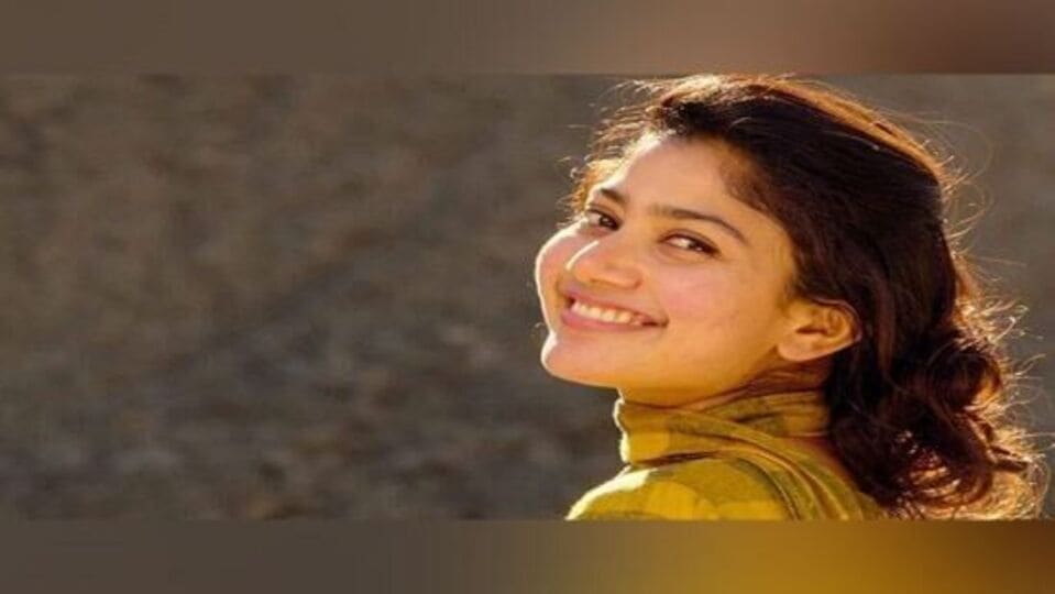 FIR against Sai Pallavi: ನಟಿ ಸಾಯಿ ಪಲ್ಲವಿ ವಿರುದ್ಧ ಎಫ್ ಐಆರ್ ದಾಖಲು FIR against Sai Pallavi: ನಟಿ ಸಾಯಿ ಪಲ್ಲವಿ ವಿರುದ್ಧ ಎಫ್ ಐಆರ್ ದಾಖಲು