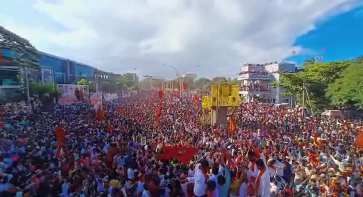 ಕೋಟೆನಾಡು ಚಿತ್ರದುರ್ಗದಲ್ಲಿ ಹಿಂದೂ ಮಹಾಗಣಪತಿ ಬೃಹತ್ ಶೋಭಾಯಾತ್ರೆ, ಫೋಟೋಸ್ ನೋಡಿ ... ಕೋಟೆನಾಡು ಚಿತ್ರದುರ್ಗದಲ್ಲಿ ಹಿಂದೂ ಮಹಾಗಣಪತಿ ಬೃಹತ್ ಶೋಭಾಯಾತ್ರೆ, ಫೋಟೋಸ್ ನೋಡಿ ...