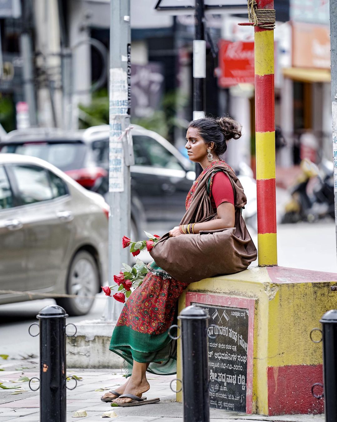 Ansha Mohan Social Experiment: ಬೀದಿಯಲ್ಲಿ ಹೂಮಾರಿದ ಈ ಹುಡುಗಿ ರಿಯಲ್ಲಾಗಿ ...