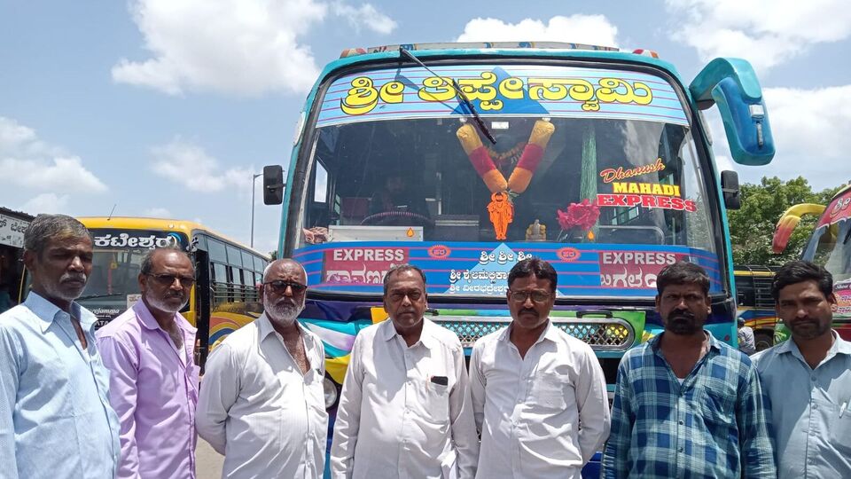 Free Bus karnataka: ಕೆಎಸ್‌ಆರ್‌ಟಿಸಿ ಉಚಿತ ಬಸ್‌ನಿಂದ ಖಾಸಗಿ ಬಸ್‌ಗಳಿಗೆ ಹೊಡೆತ ...