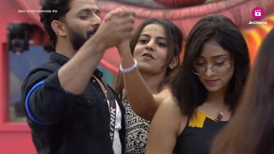 BBK 10: ಯೂ ಆರ್‌ ಫೇಕ್‌! ಕ್ಯಾಪ್ಟನ್ಸಿ ವಿಚಾರಕ್ಕೆ ಸಂಗೀತಾ- ಕಾರ್ತಿಕ್ ಮಧ್ಯೆ ಬಿರುಕು