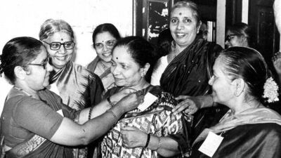 Sarojini Mahishi: ಕರ್ನಾಟಕದಿಂದ ಲೋಕಸಭೆಗೆ ಆಯ್ಕೆಯಾದ ಮೊದಲ ಮಹಿಳಾ ಎಂಪಿ ಸರೋಜಿನಿ ...