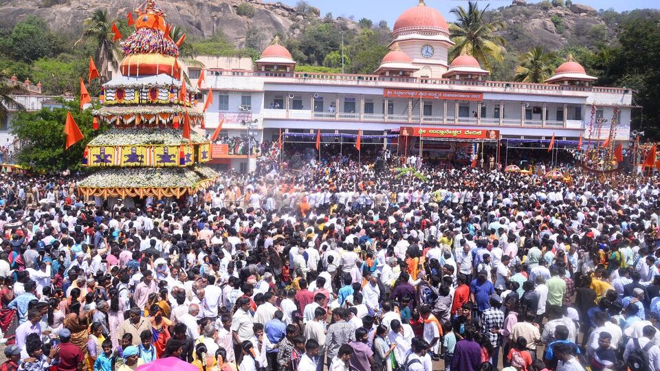 Tumkur Siddaganga Jatre 2025: ತುಮಕೂರು ಸಿದ್ದಗಂಗಾ ಮಠದಲ್ಲಿ ಸಿದ್ದಲಿಂಗೇಶ್ವರ ...