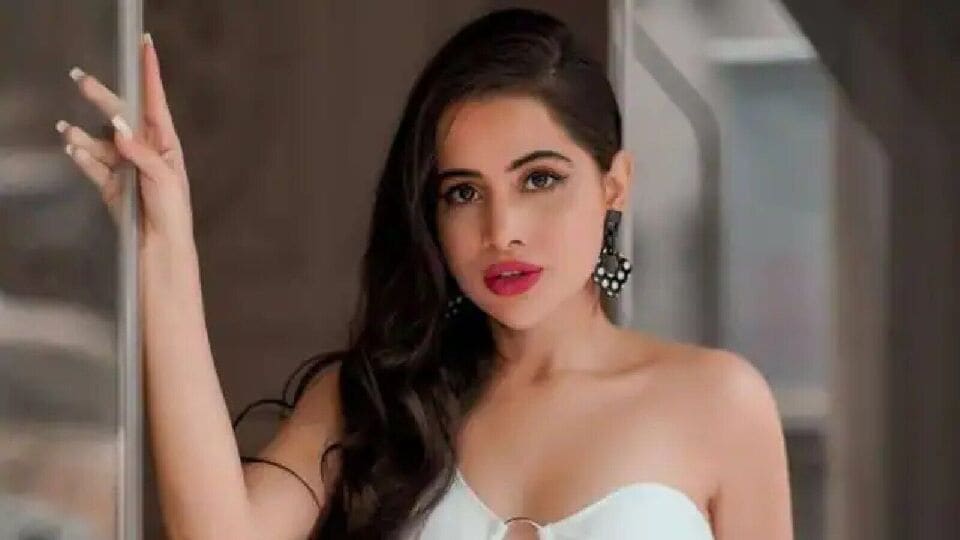 Urfi Javed: ‘फॅशन क्वीन’ उर्फी जावेद पडली ‘या’ अभिनेत्याच्या प्रेमात! भावना व्यक्त करत म्हणाली...