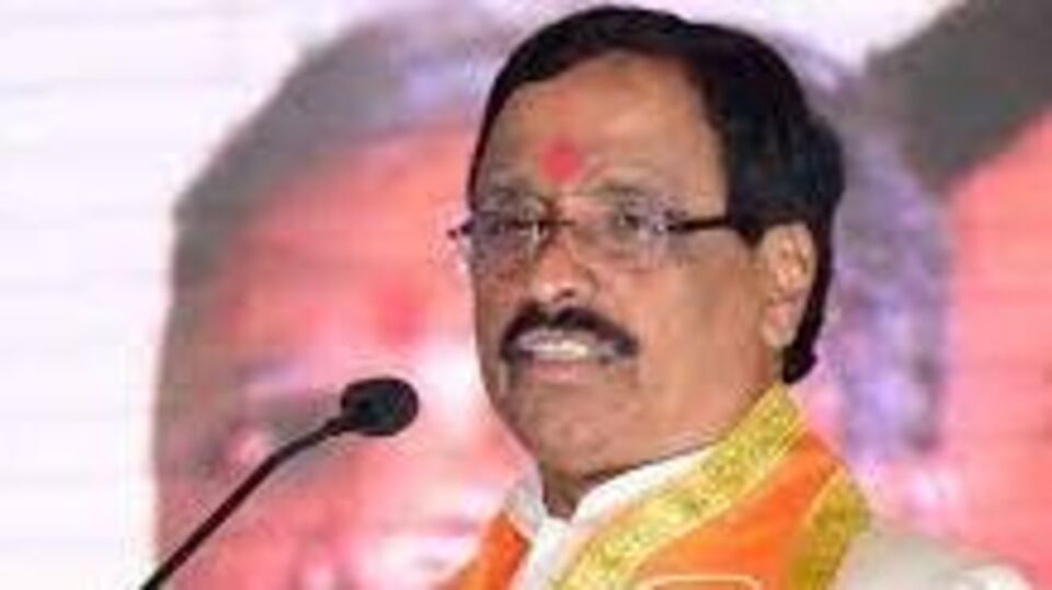 Vinayak Raut : राज ठाकरे हे सुपाऱ्या घेऊन काम करतात : विनायक राऊत यांची ...