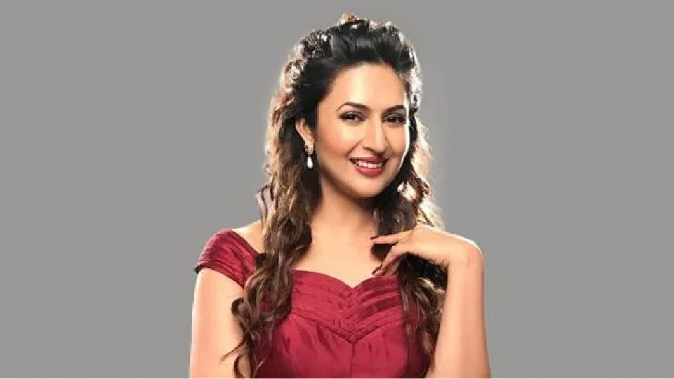 Divyanka Tripathi Birthday: पहिल्या मालिकेनंतर काम मिळणंही झालं होतं ...
