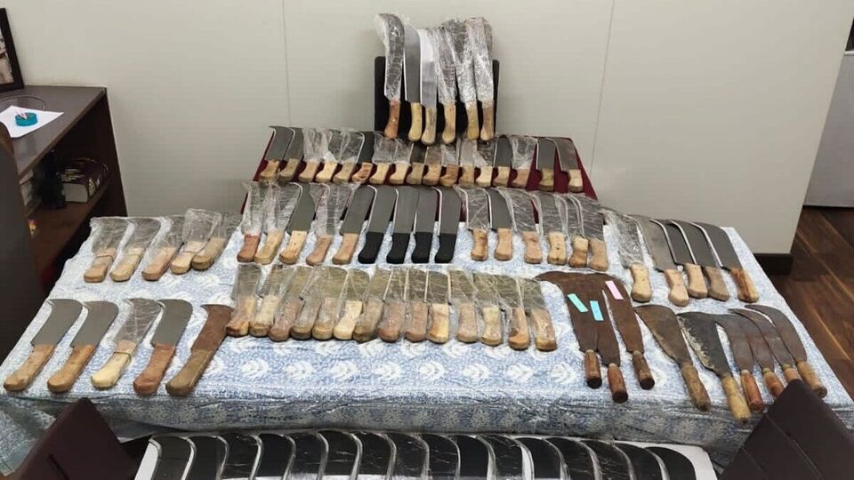 Pune Koyta gang : पुण्यात कोयता विक्रेत्यांवर 'संक्रांत'; पोलीस कारवाईत तब्बल १०५ कोयते जप्त