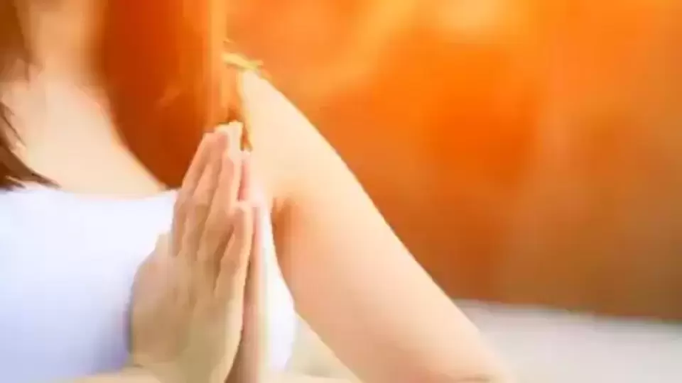 Namaskar Marathi सूर्यनमस्काराने