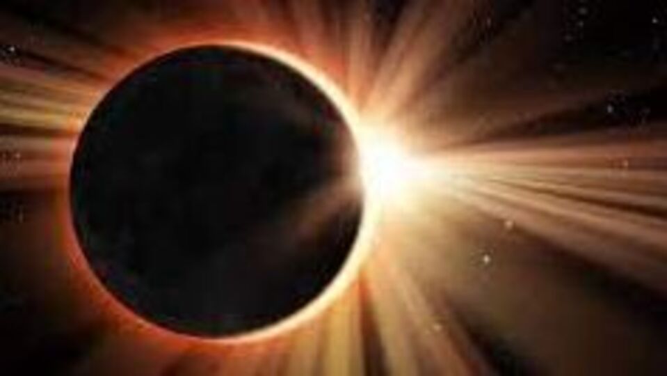 Solar Eclipse 2023 : वर्षातल्या पहिल्या सूर्यग्रहणाचा या राशींना बसणार फटका