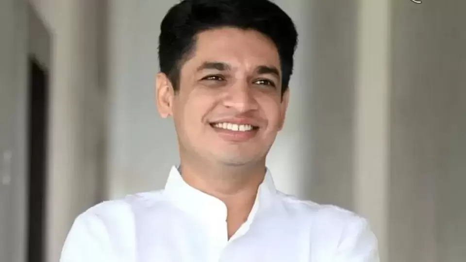 Satyajeet tambe : सत्यजीत तांबेंचा नवा पायंडा! १०० दिवसांच्या ...