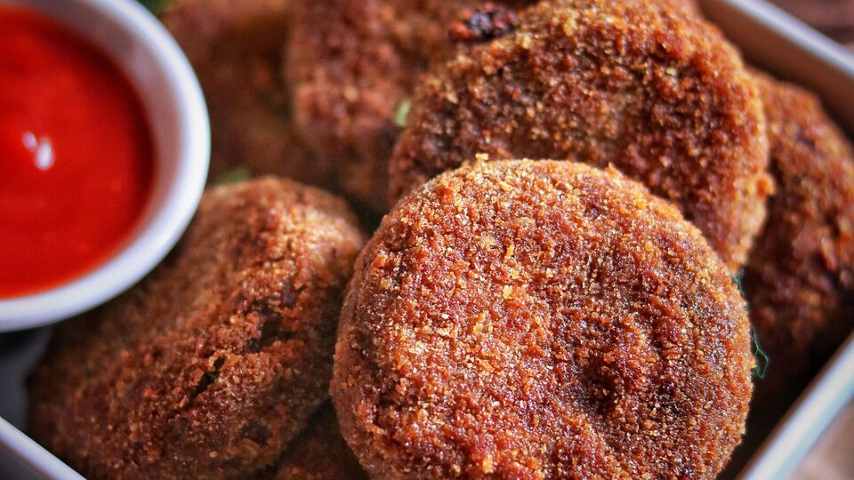 Rise Cheese Cutlet: रात्रीचा भात उरला आहे? मग नाश्त्यासाठी बनवा चविष्ट ...