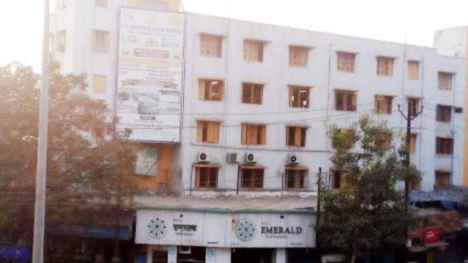 Dombivli News : डोंबिवलीत खळबळ; जोंधळे विद्या मंदिर शाळेत एका ...