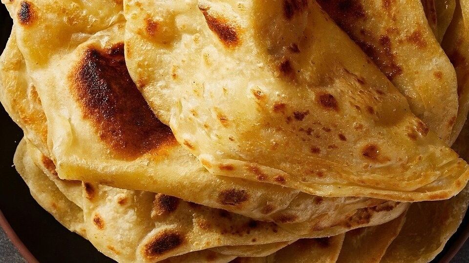 Soya Dal Paratha Recipe: नाश्त्यासाठी बनवा सोया डाळ पराठा, नोट करा सोपी ...