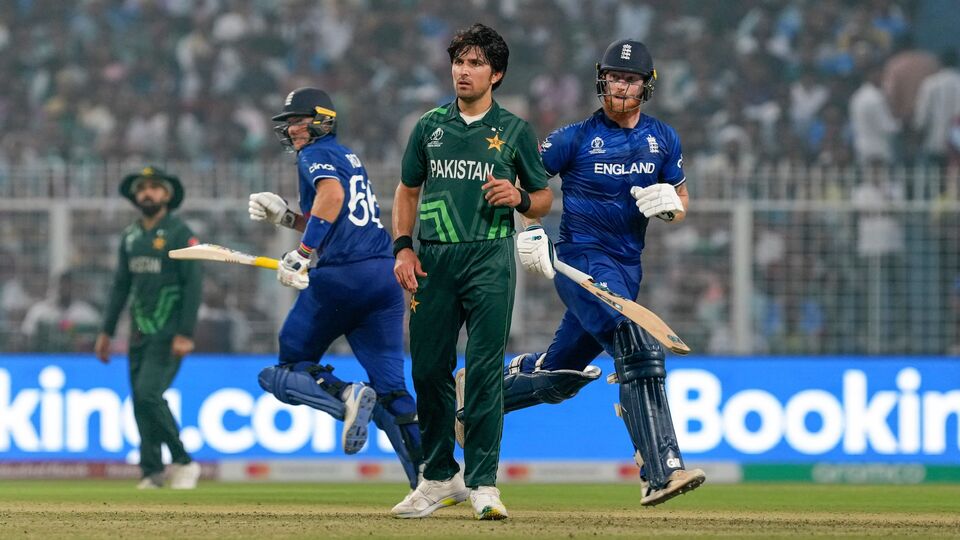 ENG Vs PAK : पाकिस्तानसमोर धावांचा डोंगर, बेन स्टोक्स, बेयरस्टोची ...
