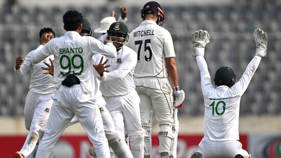 BAN vs NZ Test : न्यूझीलंडने ढाका कसोटी हरता हरता जिंकली, फिलिप्स ...