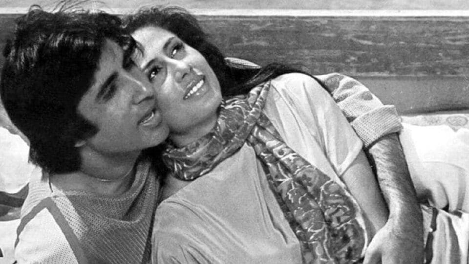Smita Patil Death Anniversary: अमिताभ बच्चन यांचा अपघात होणार हे स्मिता ...