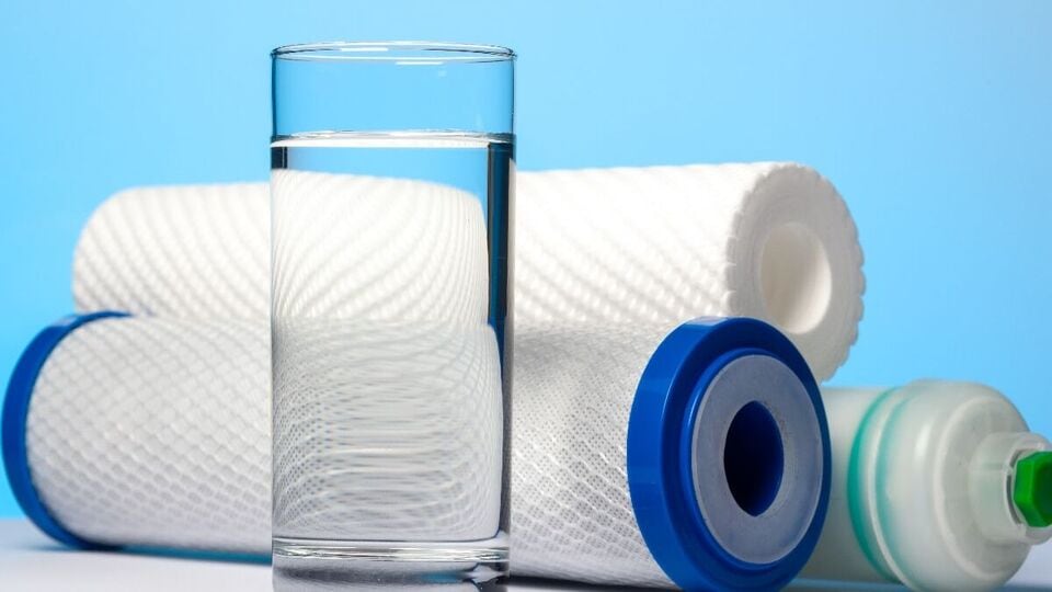 Cleaning Tips: पाण्याच्या फिल्टरमध्ये साचलाय काळा किंवा पिवळा थर ...