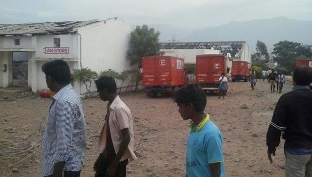 16 killed, 15 injured in fire at explosives making factory | Latest ...