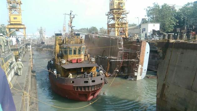 INS Betwa slips at Naval dockyard | Mumbai news