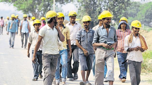 Headed home: Many workers abandon building sites after black money ...