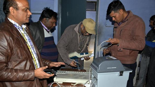 Greater Noida: Model polling stations set up in district | Hindustan Times