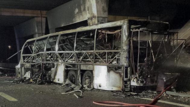 16, mostly Hungarian teenagers, killed in Italy bus accident | World News