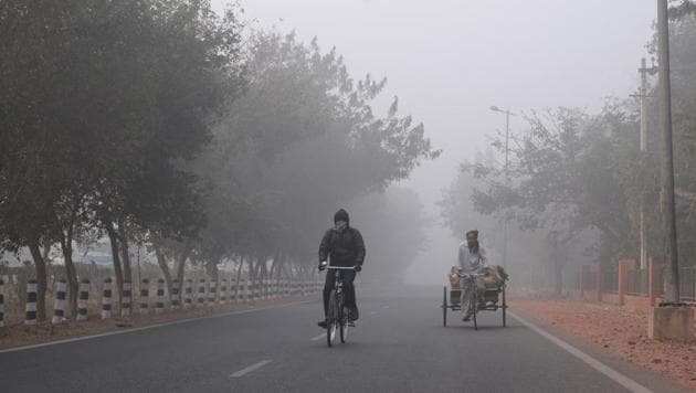 Gurgaon: Light rain, dense fog expected tomorrow | Hindustan Times