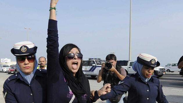 Bahrain police raid targets Shia cleric’s supporters | World News