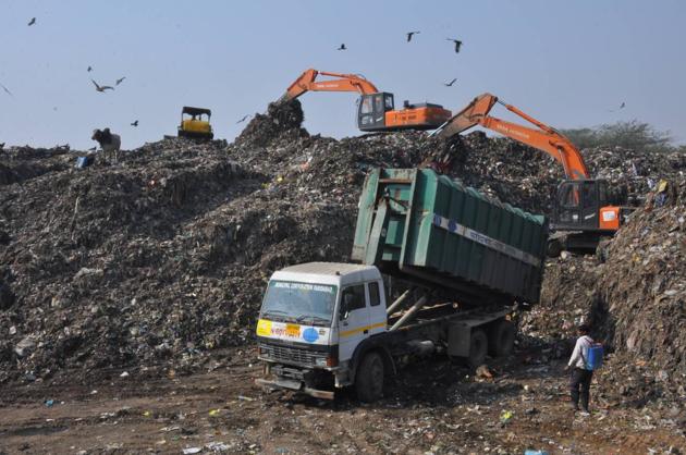 Gurgaon activists oppose power generation from waste | Hindustan Times