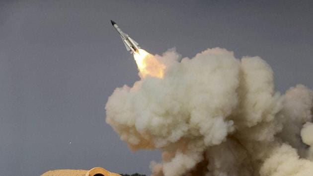 China tests missile which can carry ten nuclear warheads | World News