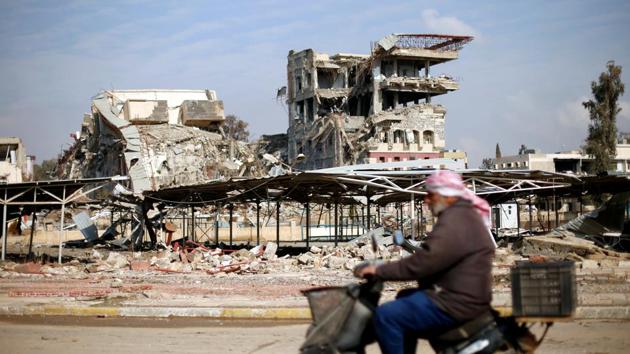 Pentagon says Islamic State made sulphur weapons in Mosul varsity ...