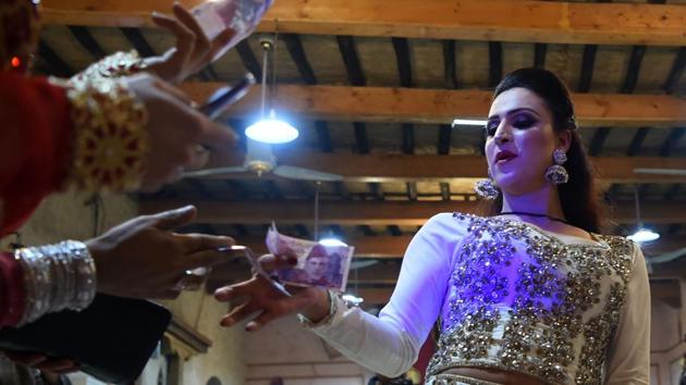 Pakistan transgenders pin hopes on new rights | Hindustan Times