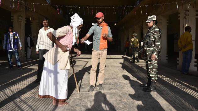 Voting in Ayodhya : 5th Phase of Uttar Pradesh elections | Hindustan Times
