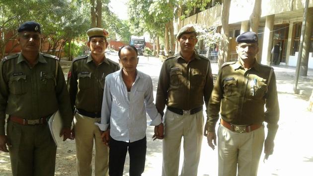 Rewari Deputy Commissioner gets extortion call to settle a complaint in ...