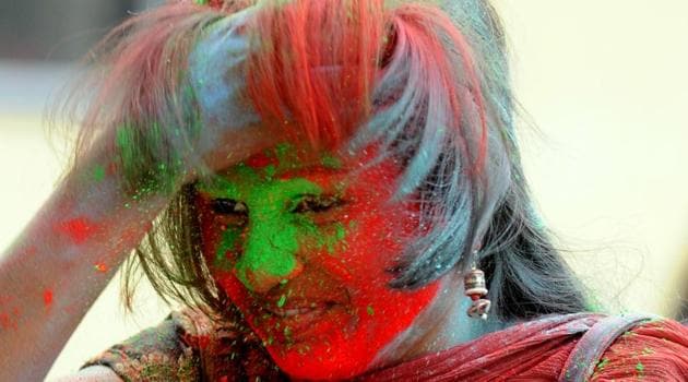 In pictures: The many faces of Holi | Hindustan Times