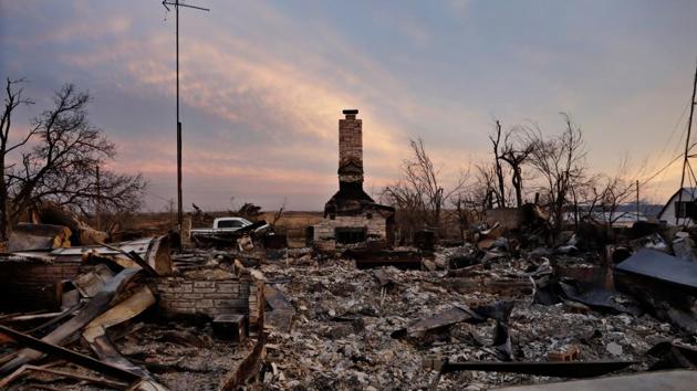 Texas wildfire leave ranches in ruins | Hindustan Times