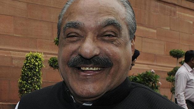 50yrs as MLA & 13 budgets: Kerala’s KM Mani going strong despite bar ...