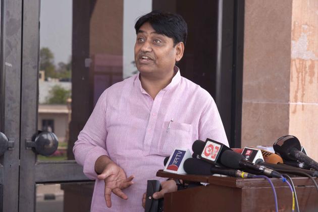 Opposition stages walkout as minister takes long time to reply ...