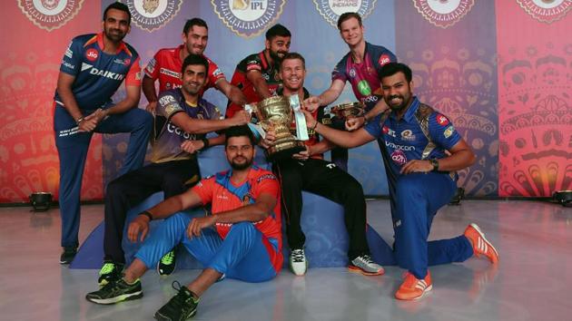 IPL 2017: Captains meet and greet before the big battle | Photos
